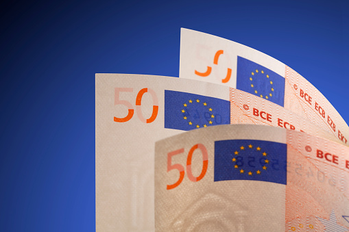 European Central Bank announces new super hike of interest rates to ...